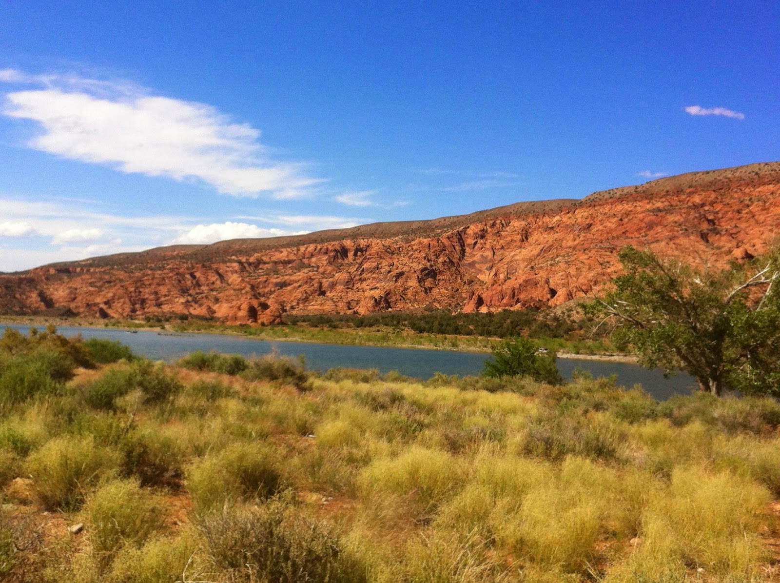 Our Fantastic Falcon Voyage: Ken's Lake, Moab, UT