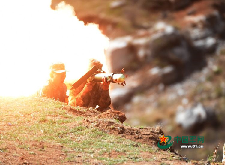 China Defense Blog: Hi res photos of the day: infantry squad PF98A ...