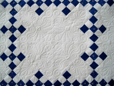 Finely Finished Quilts: February 2011