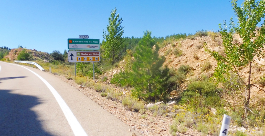 Elperronegro: 🏍️ THE SILENT ROUTE ( la ruta del silencio )