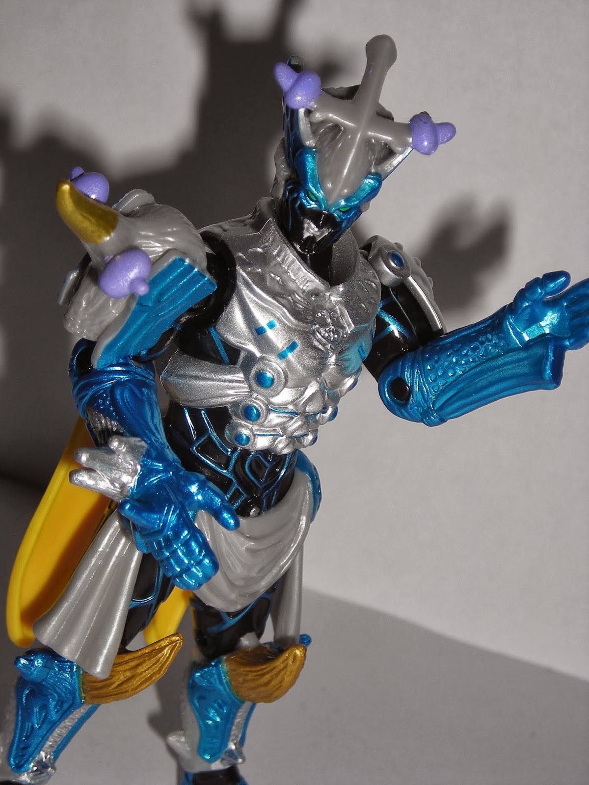 My Shiny Toy Robots: Toybox REVIEW: Power Rangers Megaforce Vrak