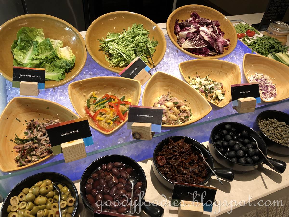 GoodyFoodies: Makan Kitchen, DoubleTree by Hilton, Melaka: Buffet Dinner