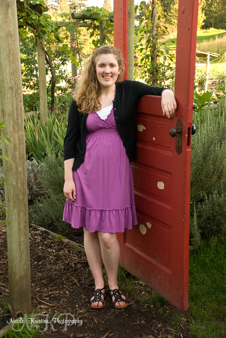 Elizabeth Senior Pictures | Nicole Kristine Photography