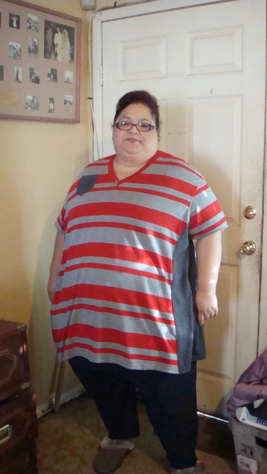 2 Plus Size Sisters in Small Size World: Gray striped plus size refashion