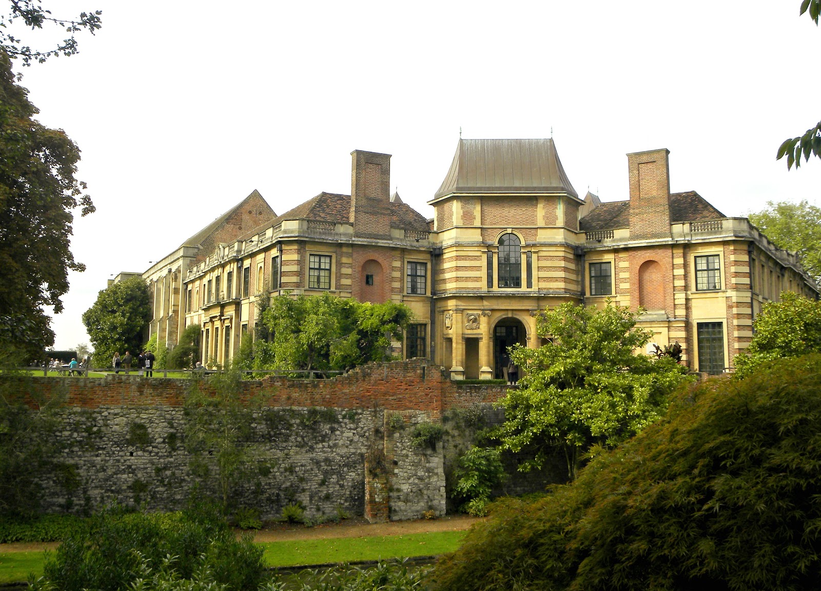 Desdemona Style: Eltham Palace........