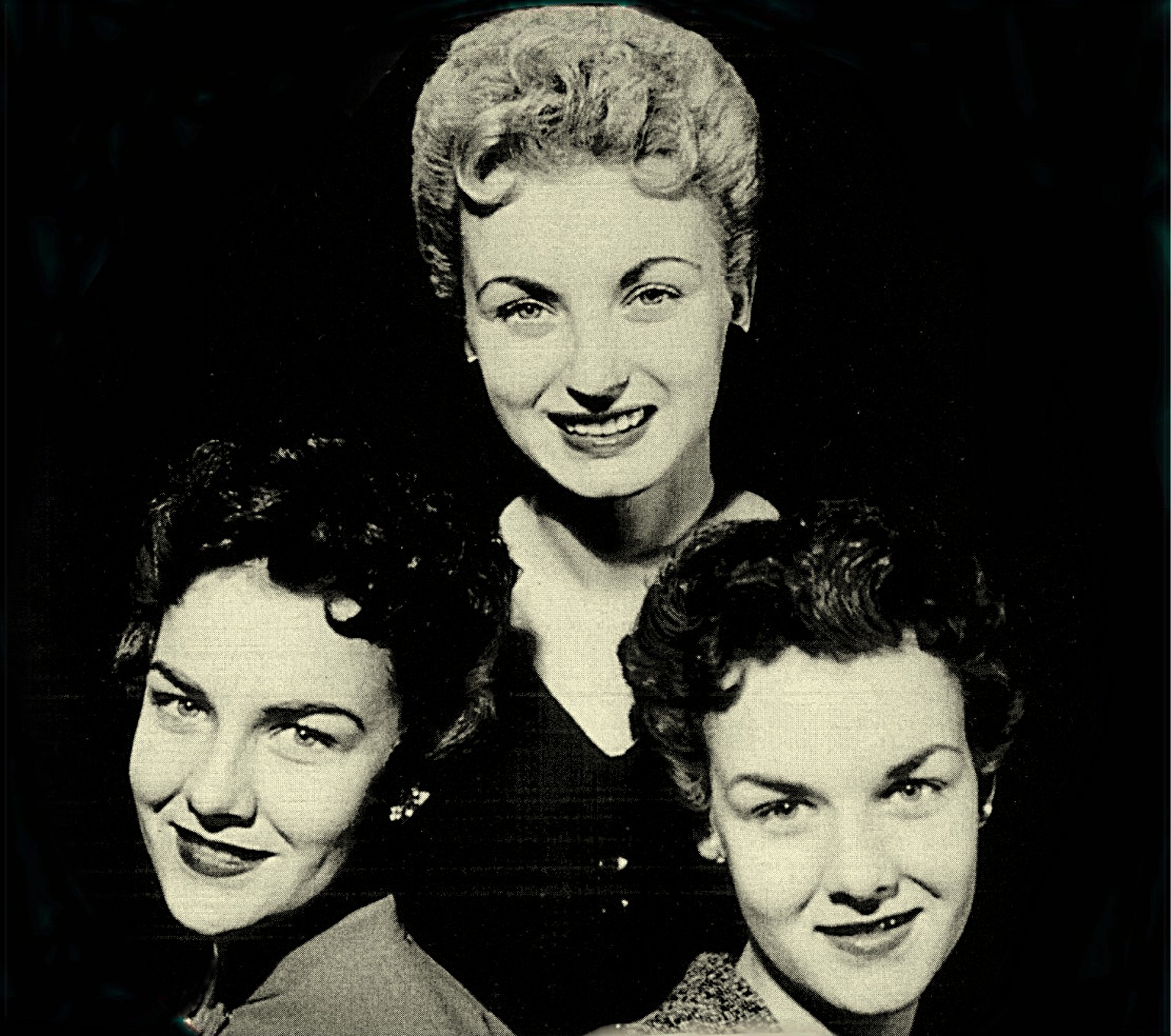 WHITE DOO-WOP COLLECTOR: THE JAYE SISTERS_Pitter Patter Boom Boom