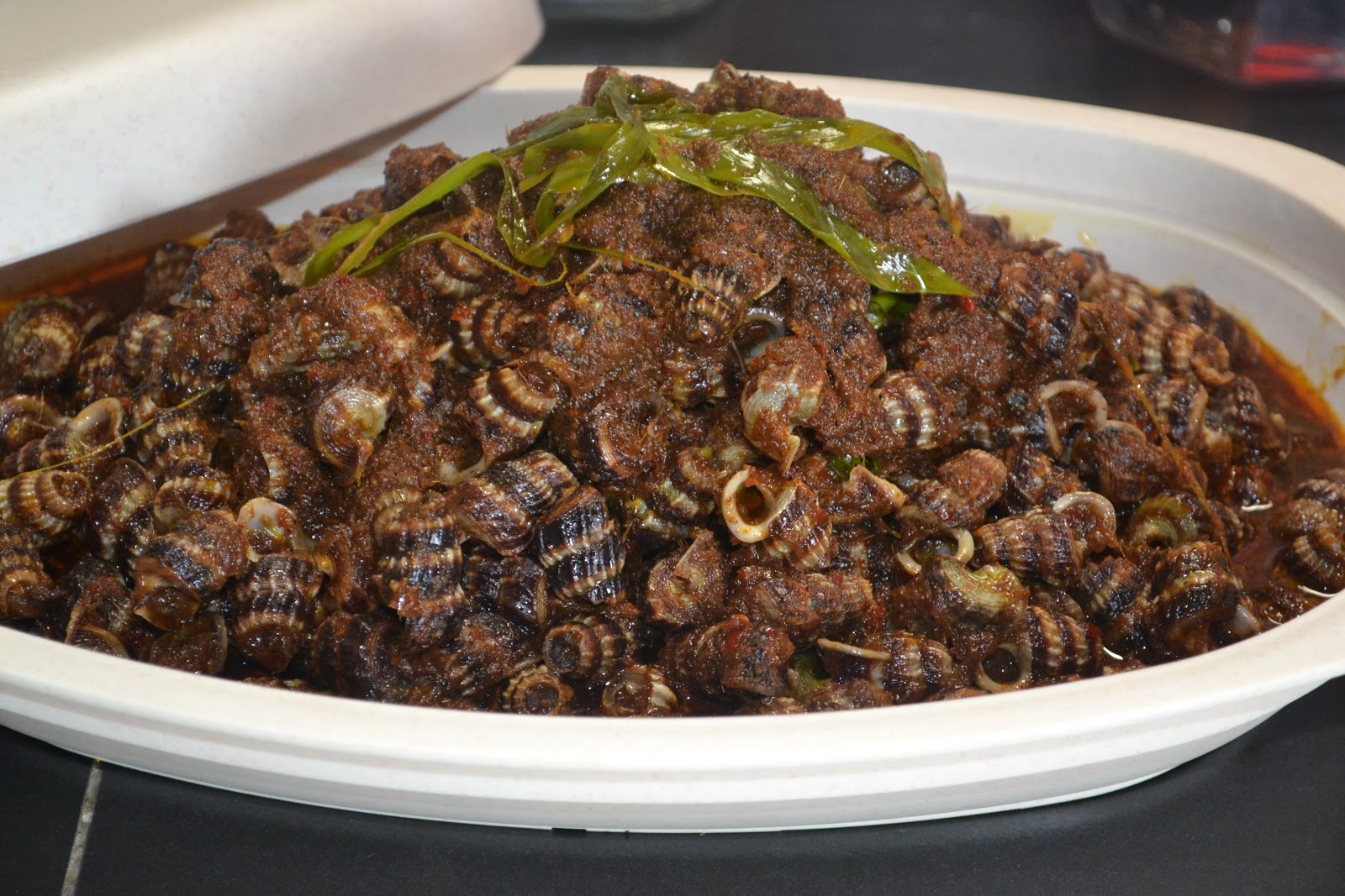 SriRasa BiDara: SIPUT SEDUT BEREMPAH