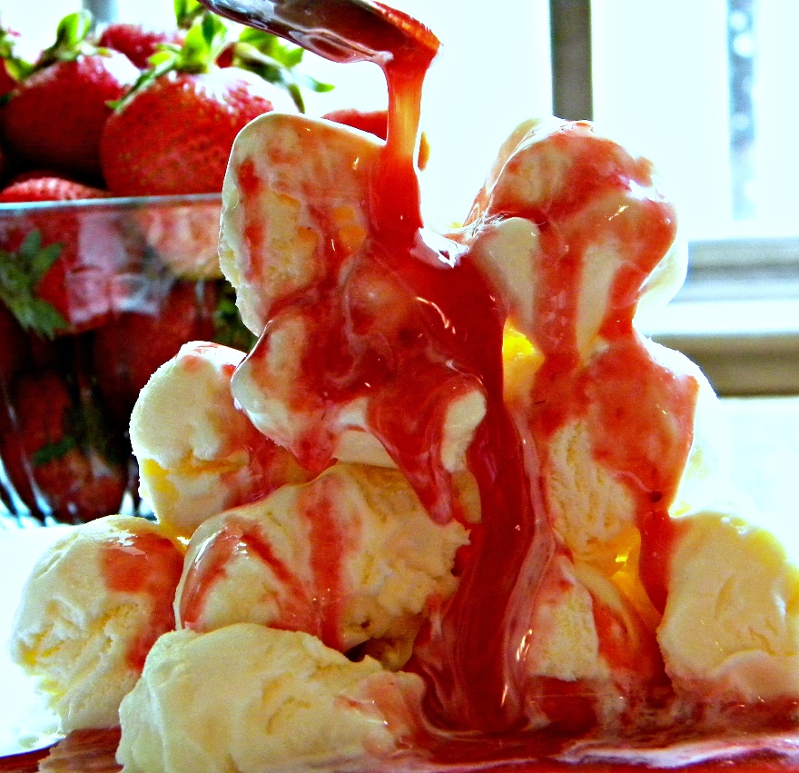 Mystery Lovers' Kitchen: 2 Ingredient Strawberry Syrup for Ice Cream ...