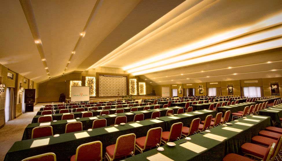 3. Peralatan yang lengkap dan memadai