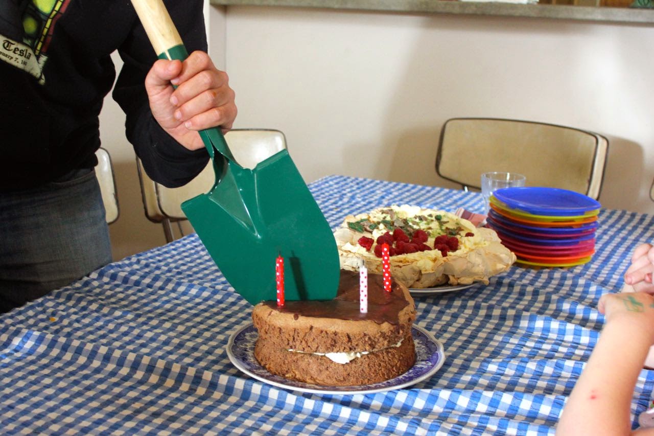 Green Gourmet Giraffe: Kale pizza, weekend food and digging into the ...