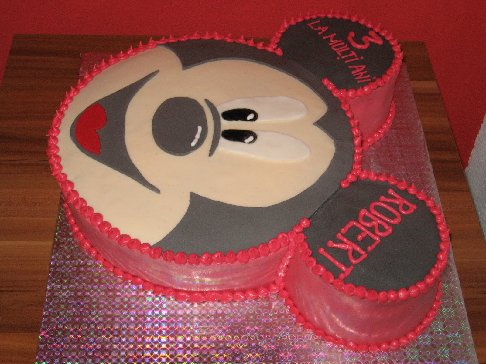 Tărâmul dulciurilor: Tort Mickey Mouse