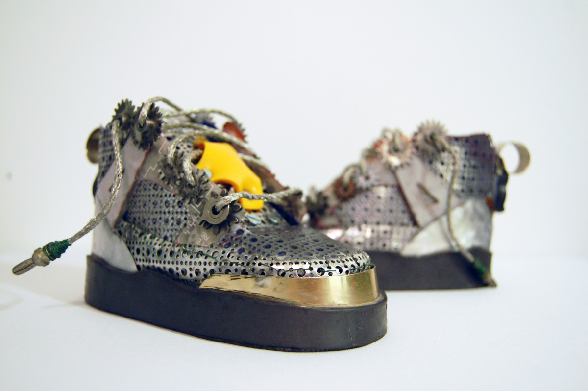 ROS.E.: Awesome Nike shoe sculptures