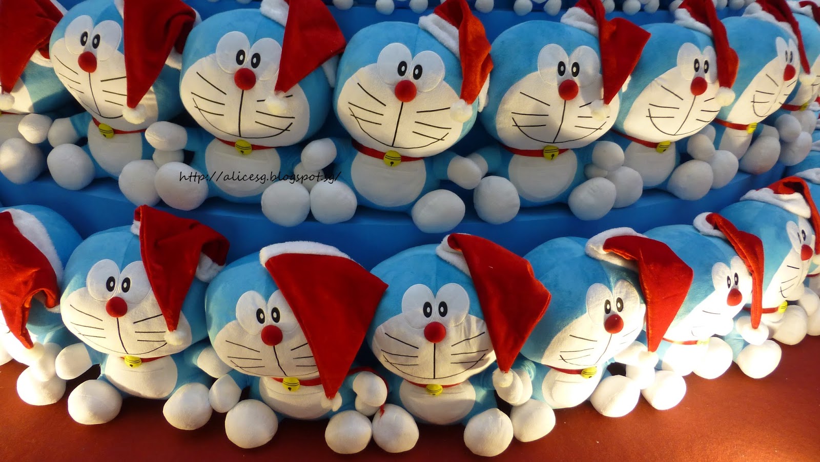 Alicesg-Singaporemyhome: Doraemon (Xiao Ding Dang) Christmas Tree at ...