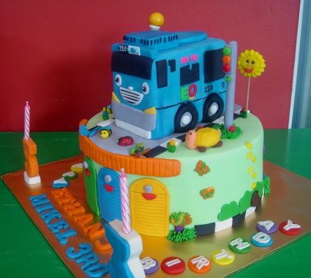 Yochana's Cake Delight! : Tayo Bus