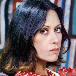 DINA SFAT - (50 anos) Atriz * SP (28/10/1938) + RJ (20/03/1989) ESCORPIÃO