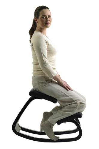 Kneeling Computer Chair: Buying Tips For Ergonomic Admiration Chairs