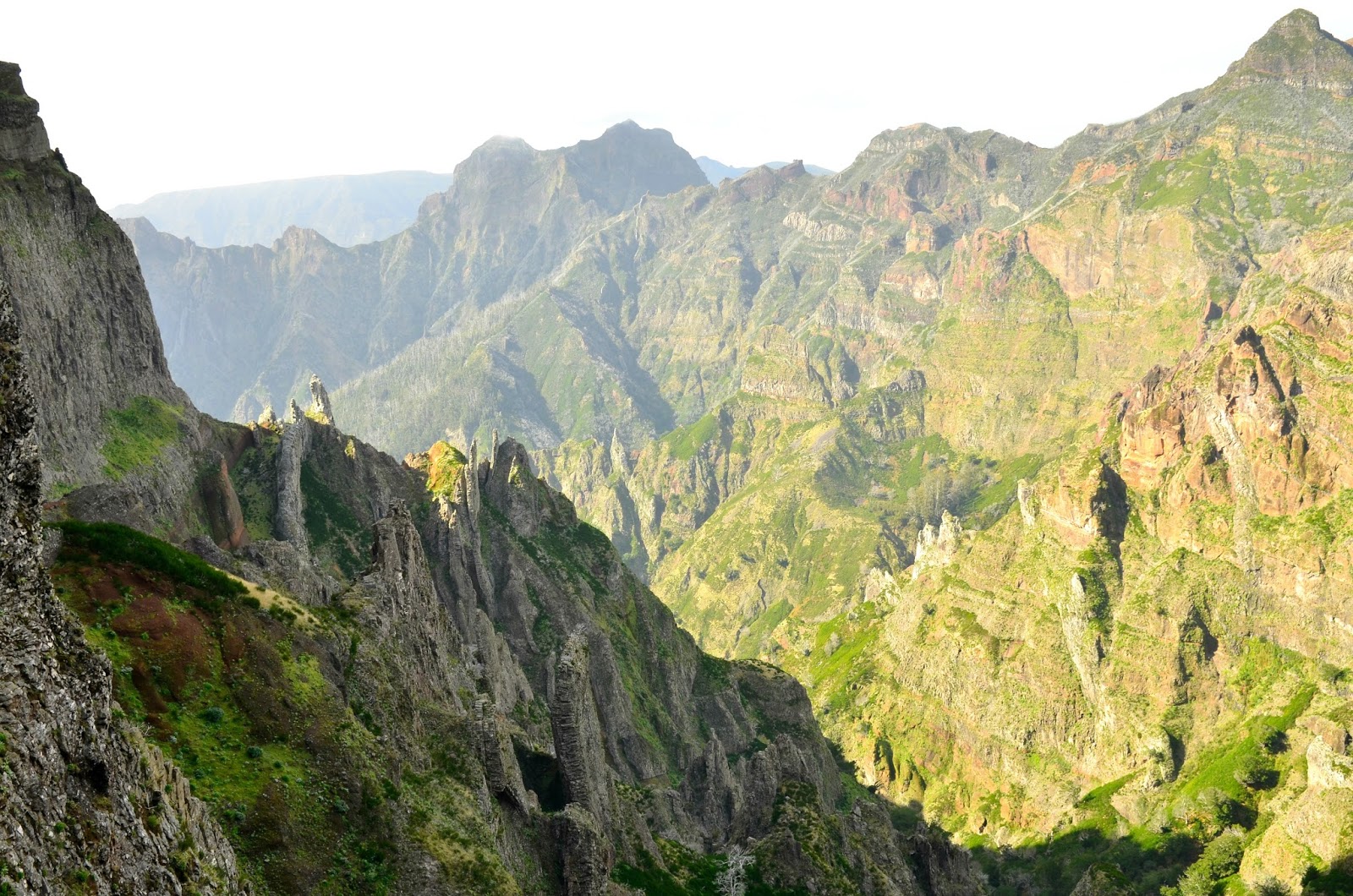 Moje codzienne przyjemności...: Madera - cudowne góry i ogrody