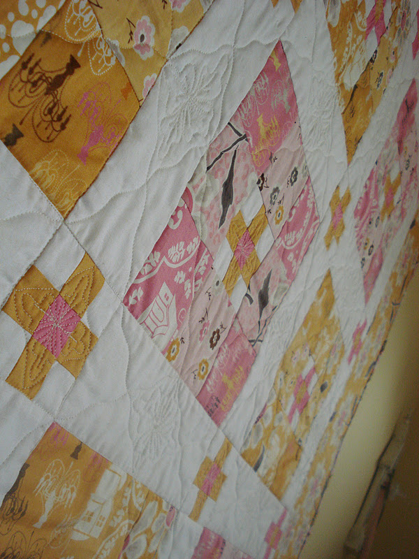 Bee In My Bonnet: Daisy Cottage Sneak Peek 1...