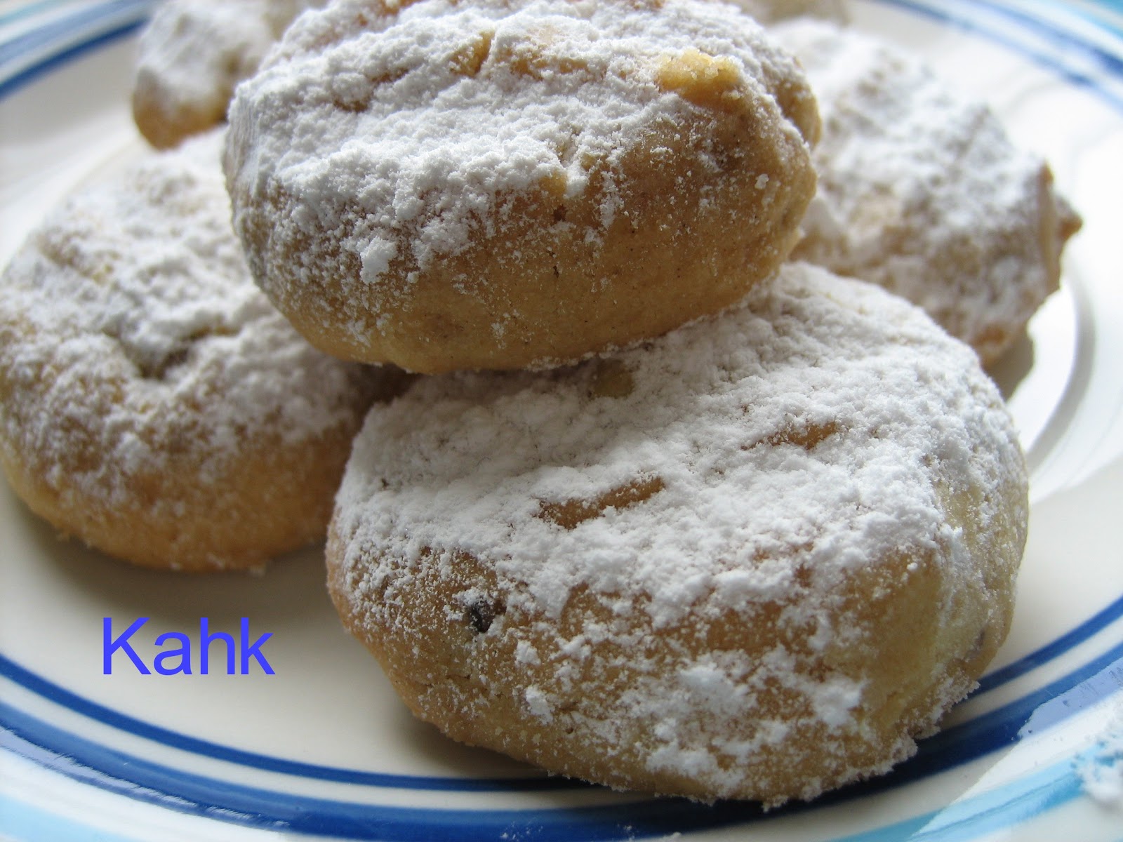 Dyna's Egyptian Cooking: Egyptian Shortbread كحك Kahk
