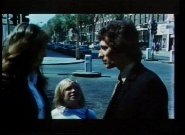 Dusty Video Box: Play in a day… Secrets (1971)