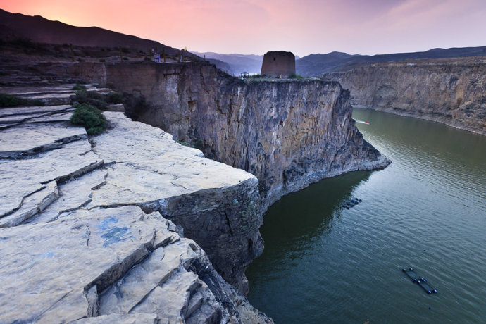 put-a-ring-on-me: The unforgettable faces at The Yellow River (2)