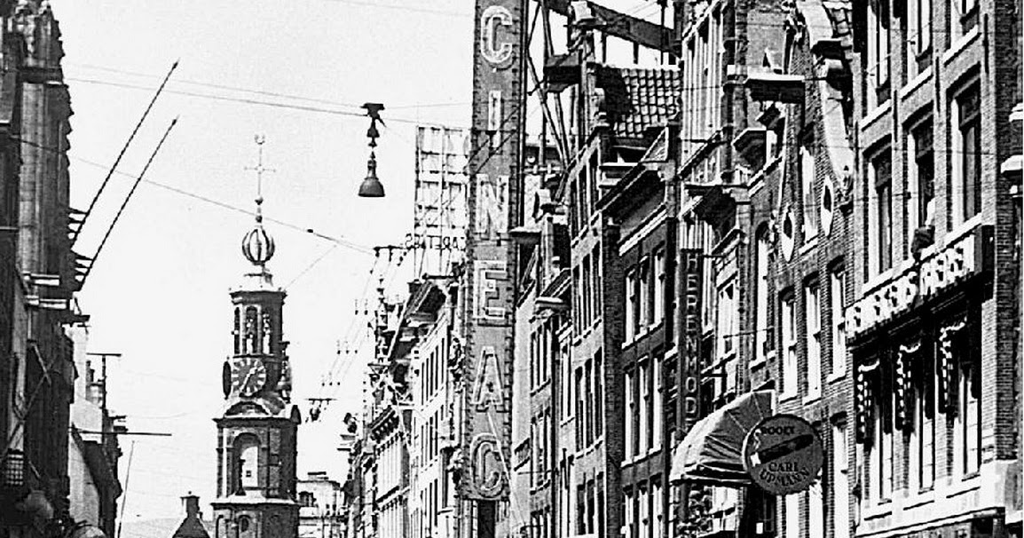 World War II Pictures In Details: German Convoy in Amsterdam 1940