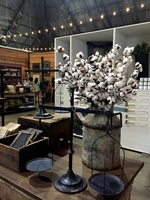 Magnolia Market- Is it Worth a Special Visit? 5 Things You Should ...