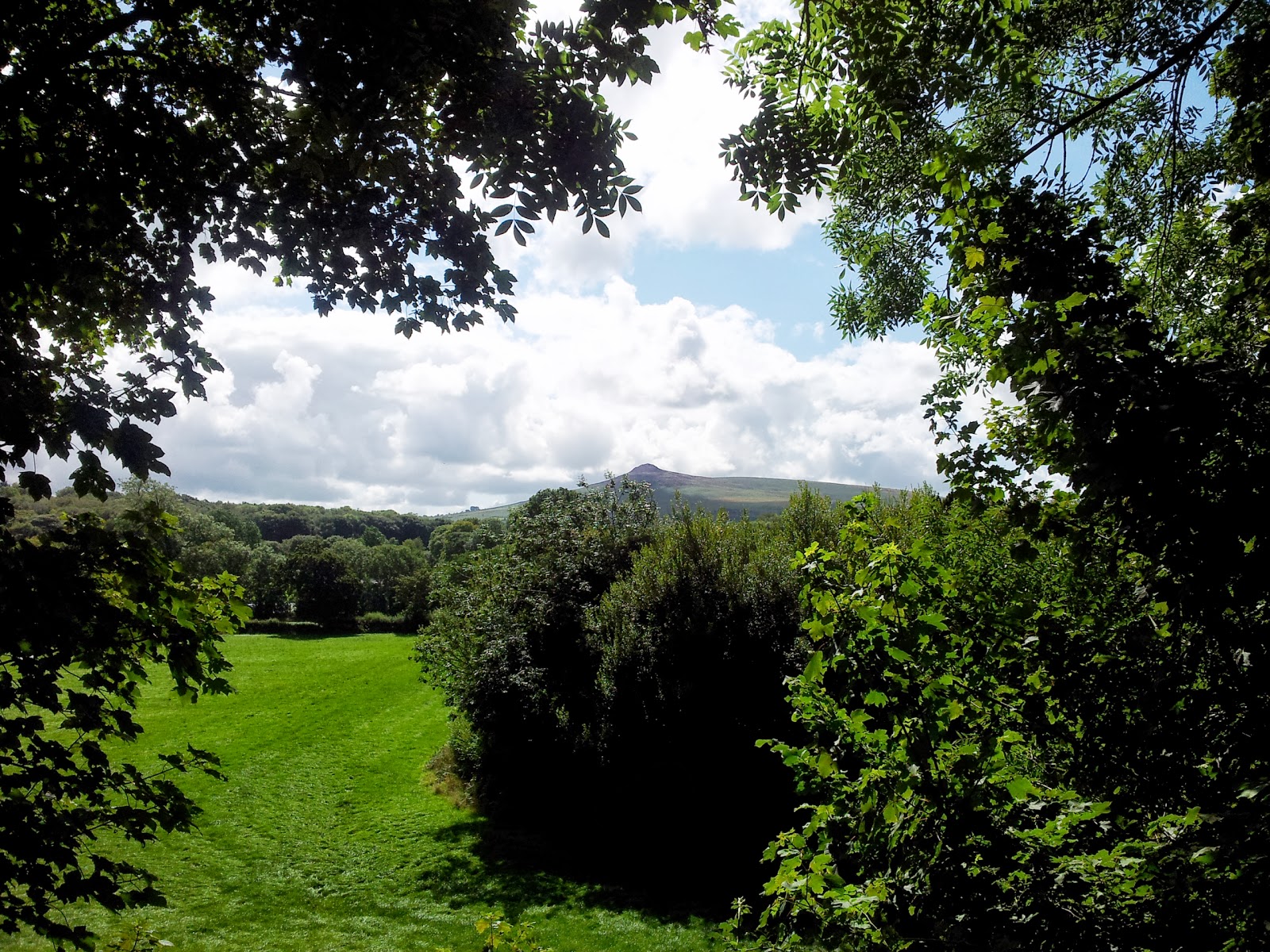 A Beautiful Day at Nevern and Newport, Pembrokeshire #CountryKids ...