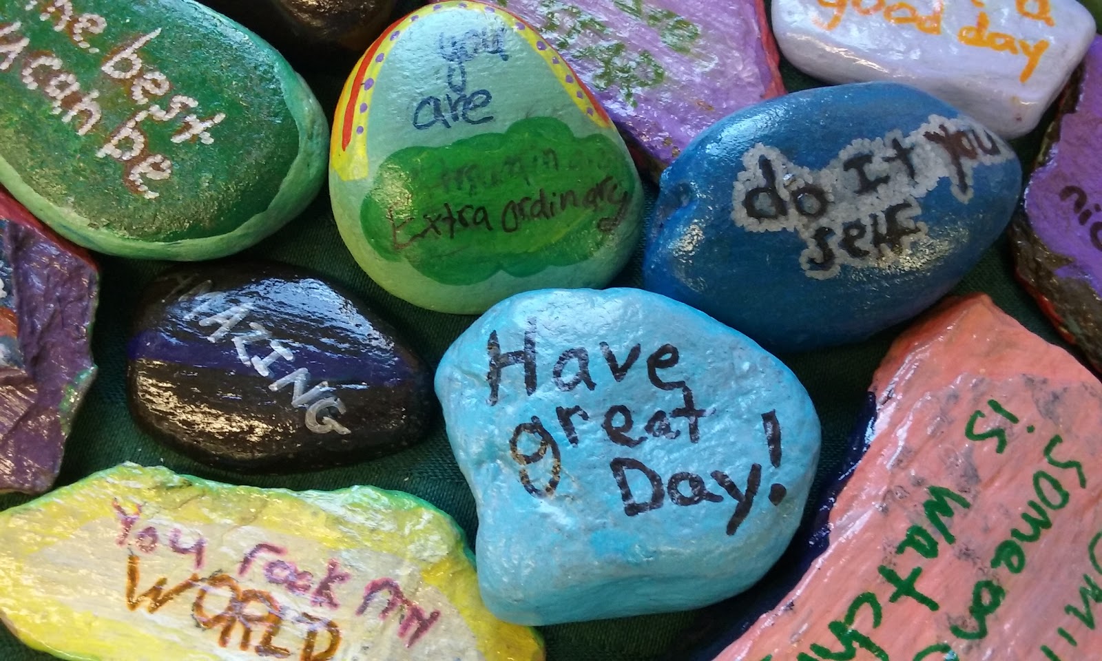 HES Art Studio: "Kindness Rocks!"