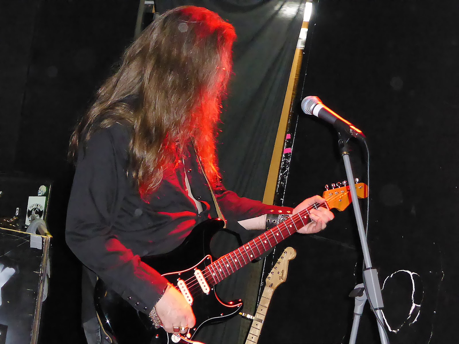 H M F A E : MICHAEL KATON