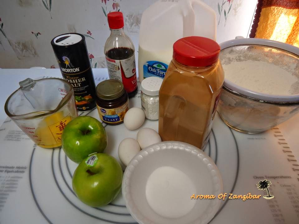 Aroma of Zanzibar: Apple Bread