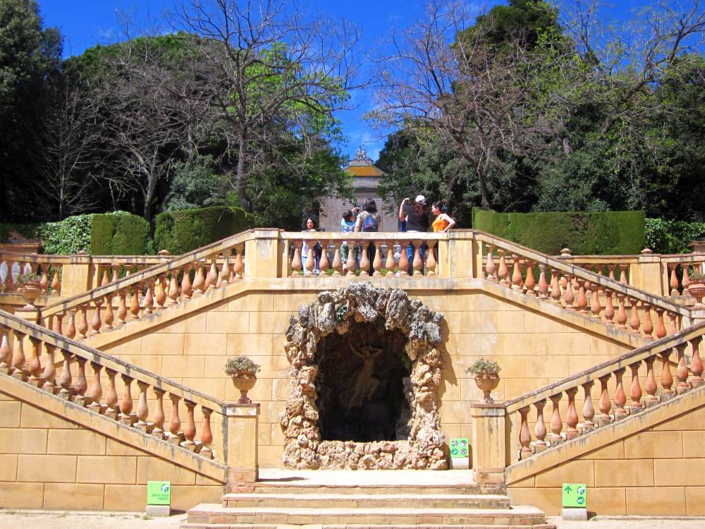 BARCELONA: PARC DEL LABERINT ~ Beautiful places of Barcelona and Catalonia