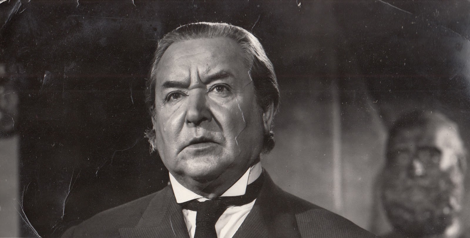 Imi pasa: Artiști români ai scenei și ecranului