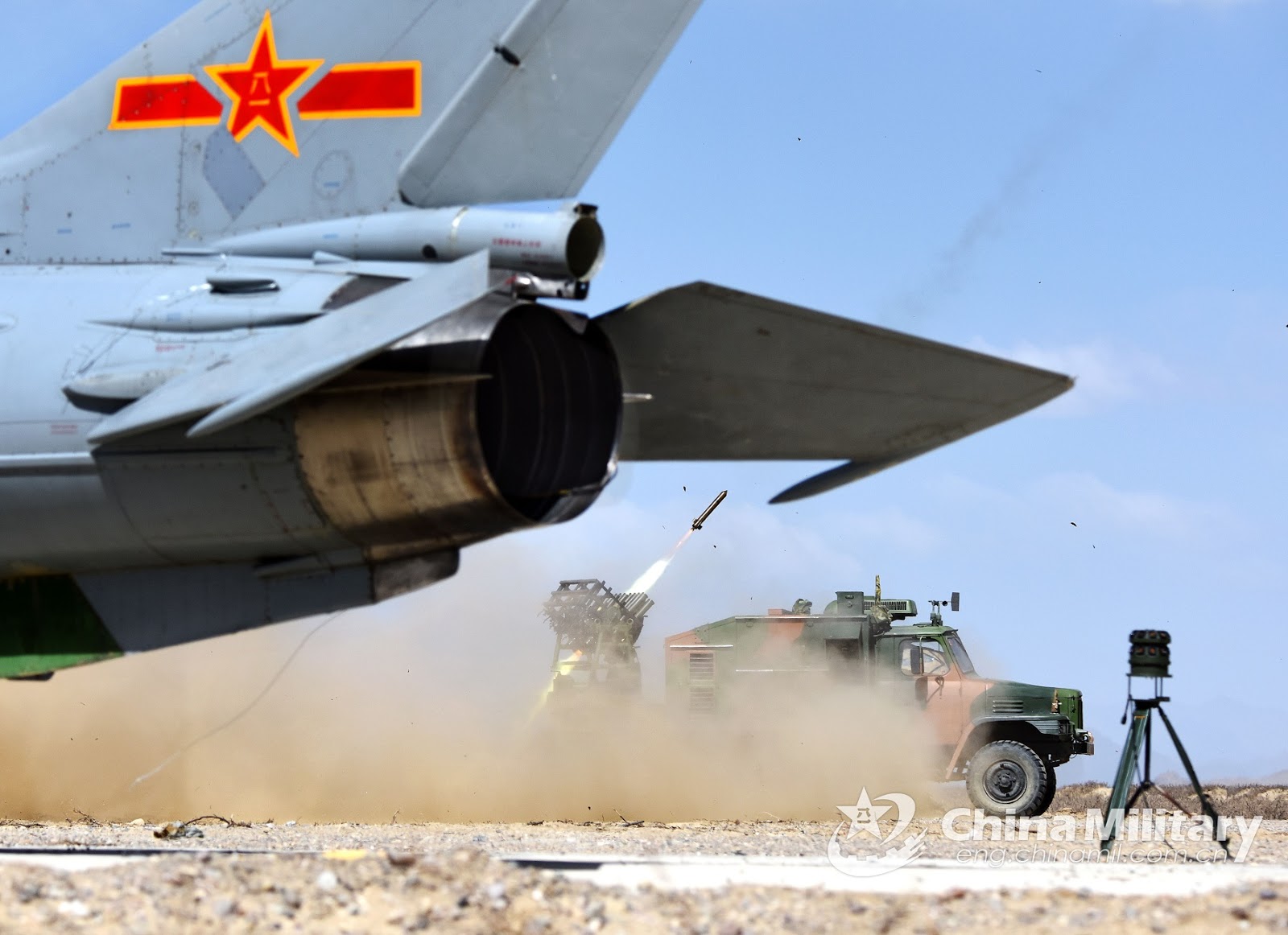 China Defense Blog: Photos of the day: PLAAF's Anti-Cruise Missile ...