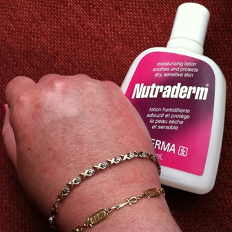 Ageless Secrets: Nutraderm Moisturizing Lotion