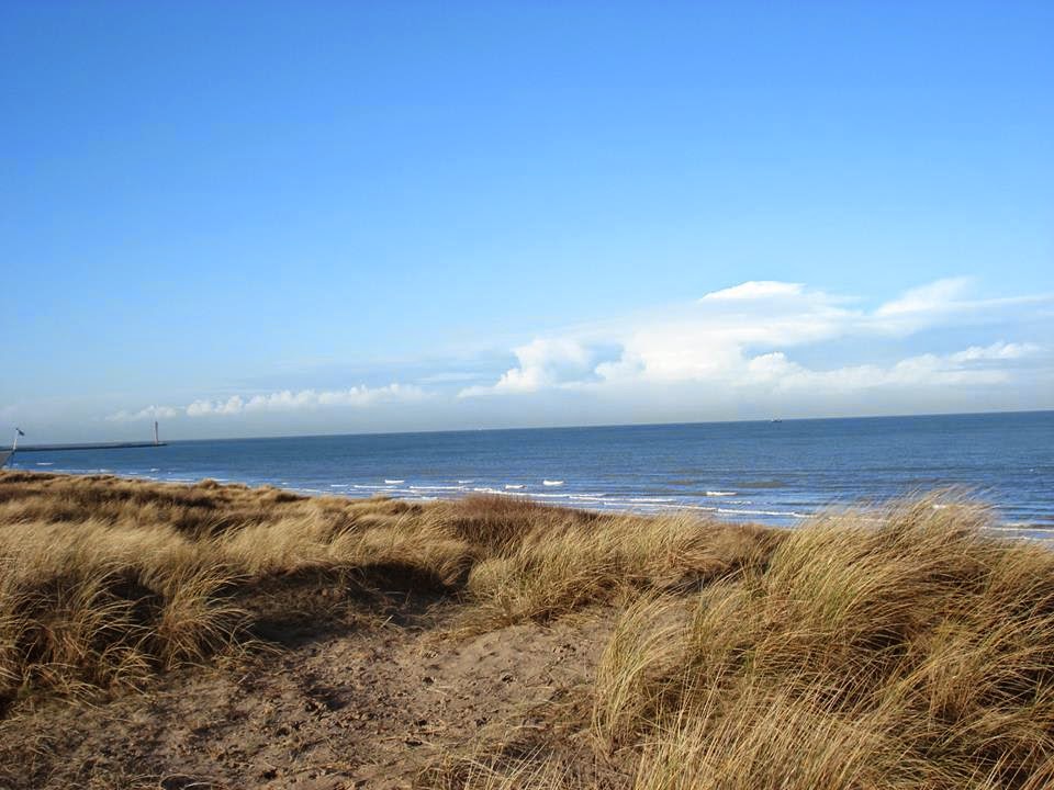 Bredene vroeger en nu: Strand, duin en zee (foto's Anne-Marie Zietz ...