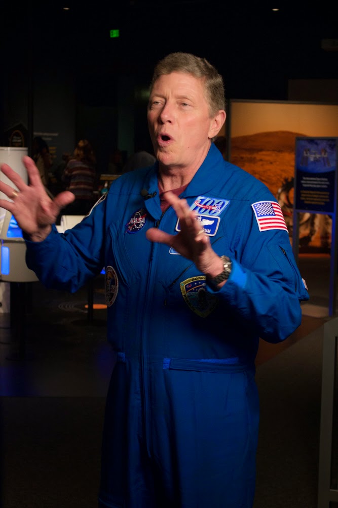 bebopified: Interview with an astronaut: Talking with NASA’s Michael E ...