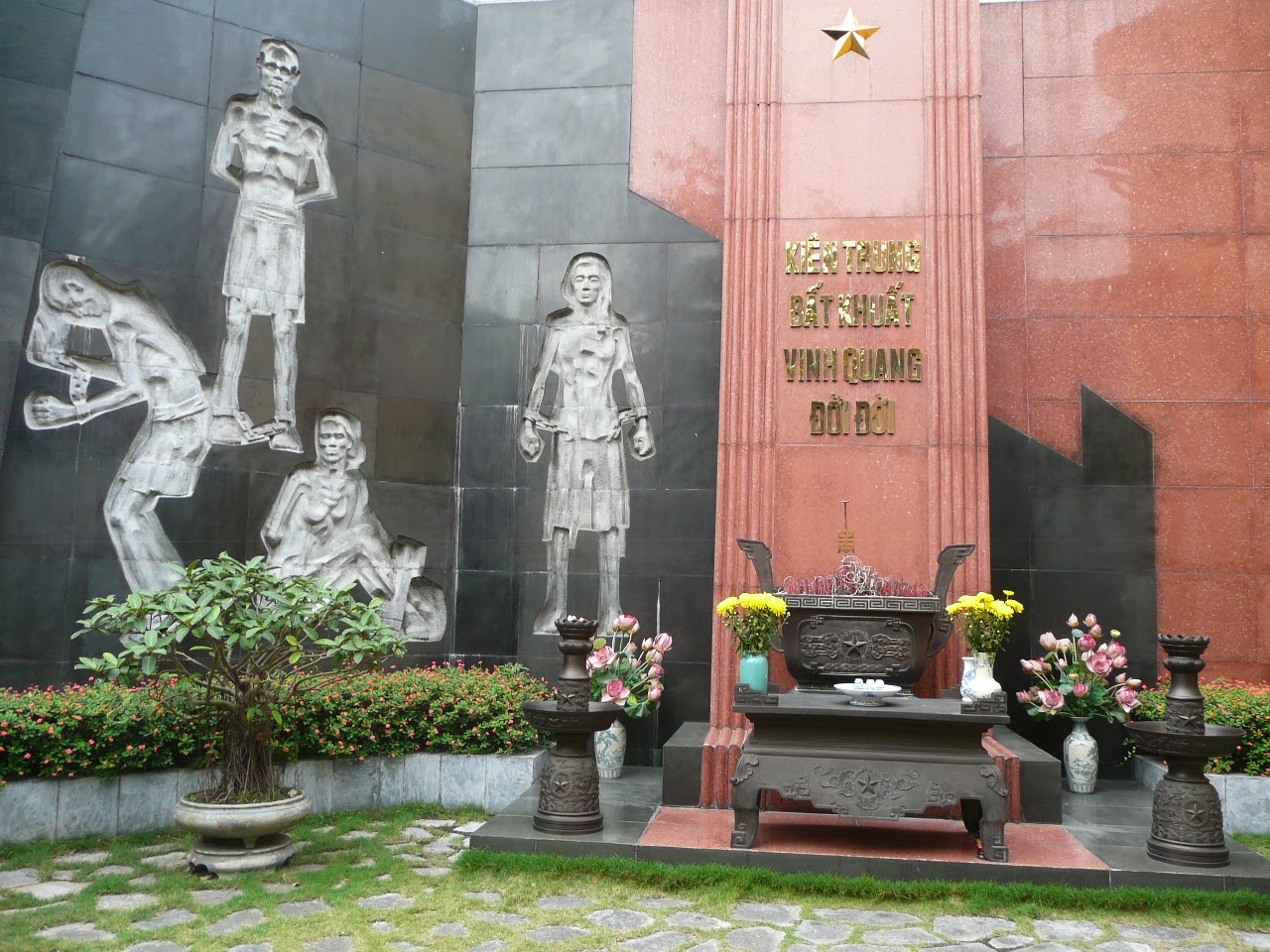 WEBS OF SIGNIFICANCE: Hao Lo Prison (AKA the Hanoi Hilton)