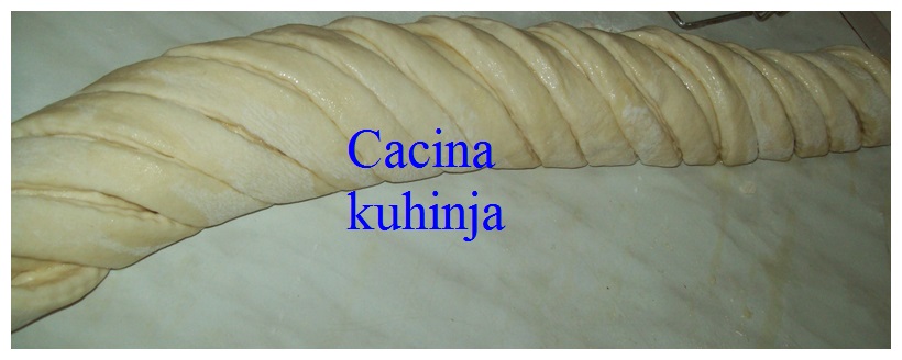 Posna uvijena pogaca od posnog ludog testa /Fasting wrapped cake of ...