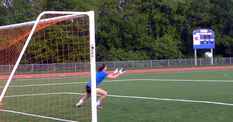 Kansas City Kansan: PHOTOS: Pro-soccer comes to KCKCC