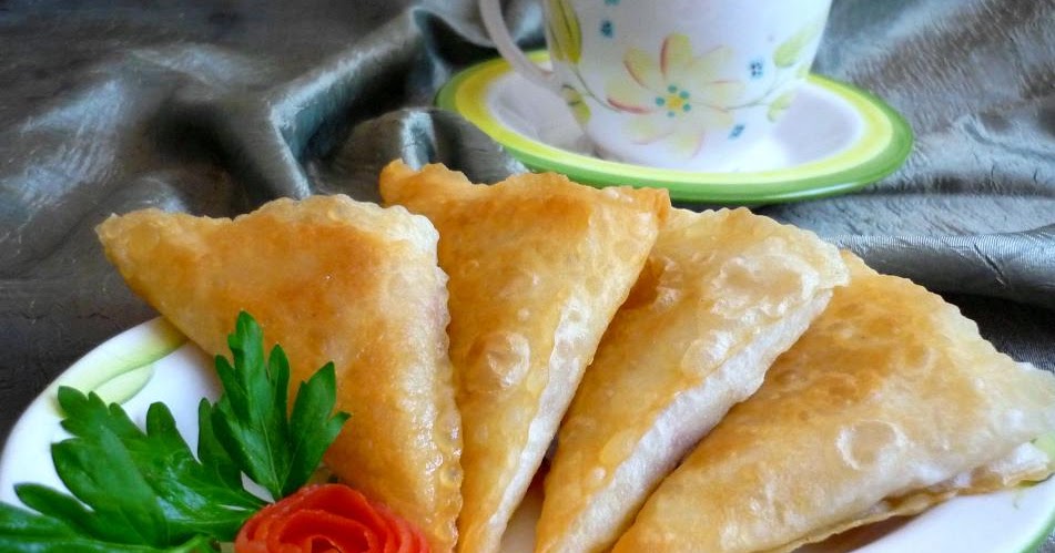 Citra's Home Diary: Triangle Fried Sausage Pastry (Paçanga Börek)
