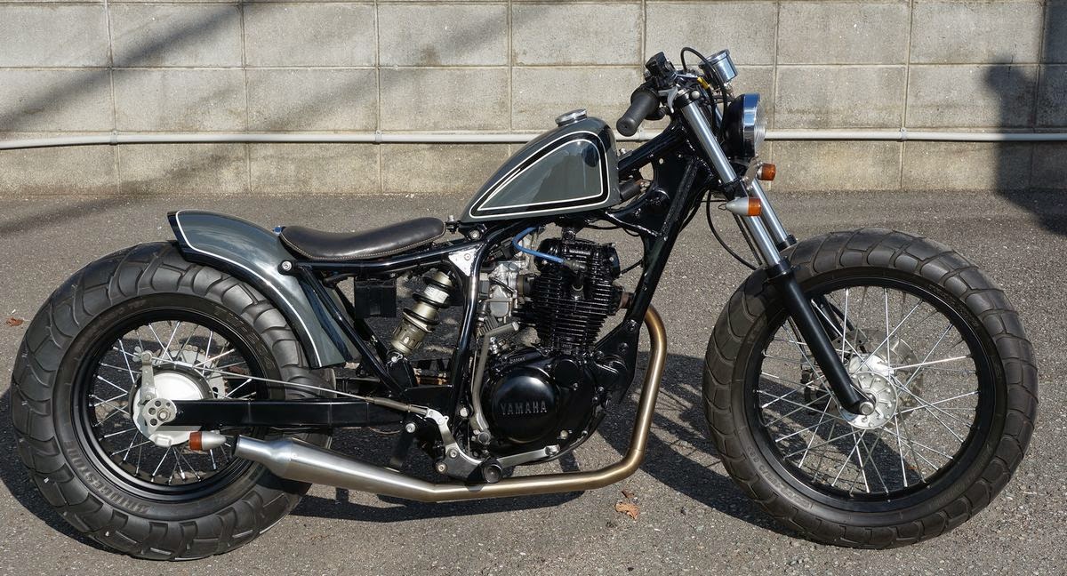 TR ガレージ MOTOR CYCLE CUSTOM GARAGE: xs250 TW