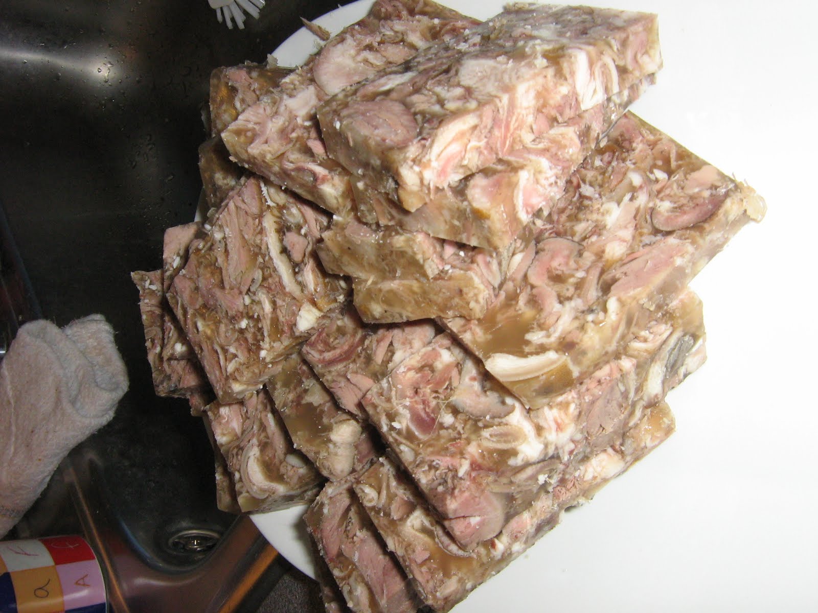 Svið & sviðasulta – Icelandic singed sheep's heads & brawn (head cheese)