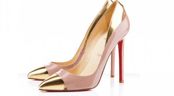 Los zapatos de punta metálica son el nuevo “must have” | Moda toda la Moda