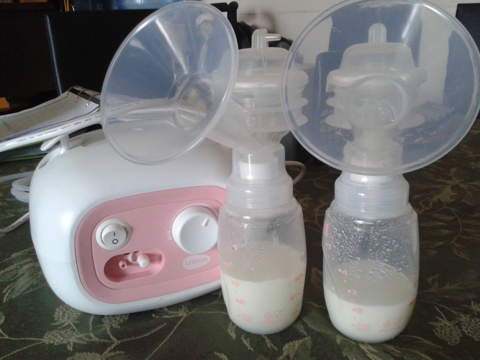 Chronicles of a Nursing Mom: Review: The new Unimom Forte