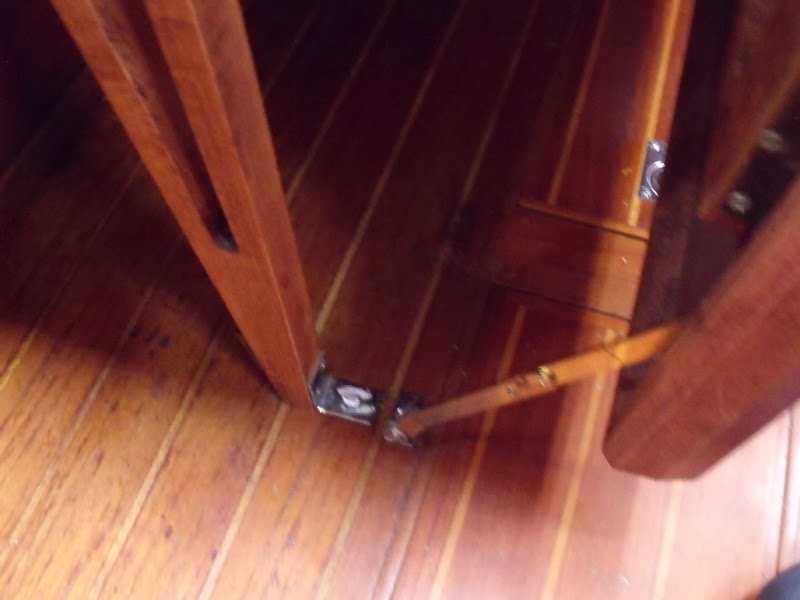 The Boat Notebook: Bulkhead Table Project
