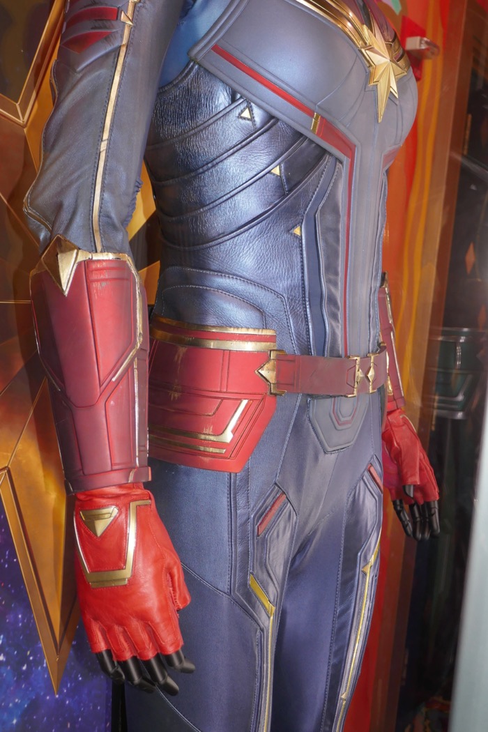 Hollywood Movie Costumes and Props: Brie Larson's Captain Marvel movie ...