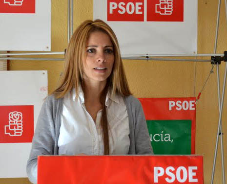 La prioridad de la alcaldesa siempre es el PP. Desmantela los servicios ...