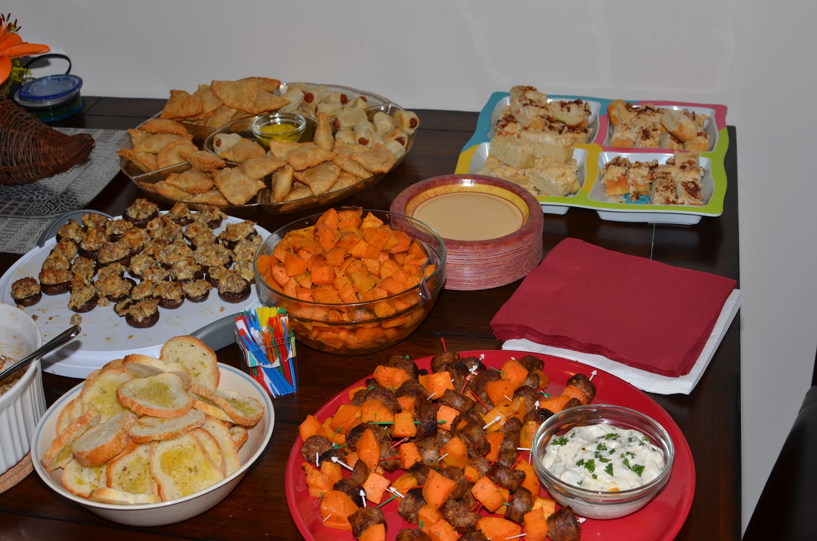 And Angus Was All Like / iAngus: Food with Friends (house party)