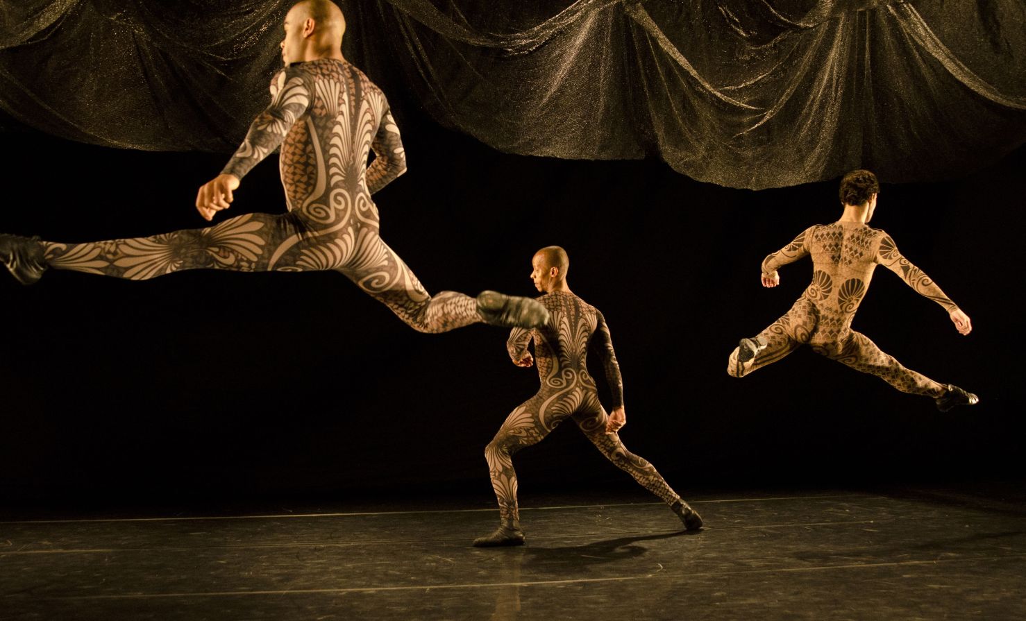 Critics At Large : Pure Liquid Sunshine: Grupo Corpo at Harbourfront Centre